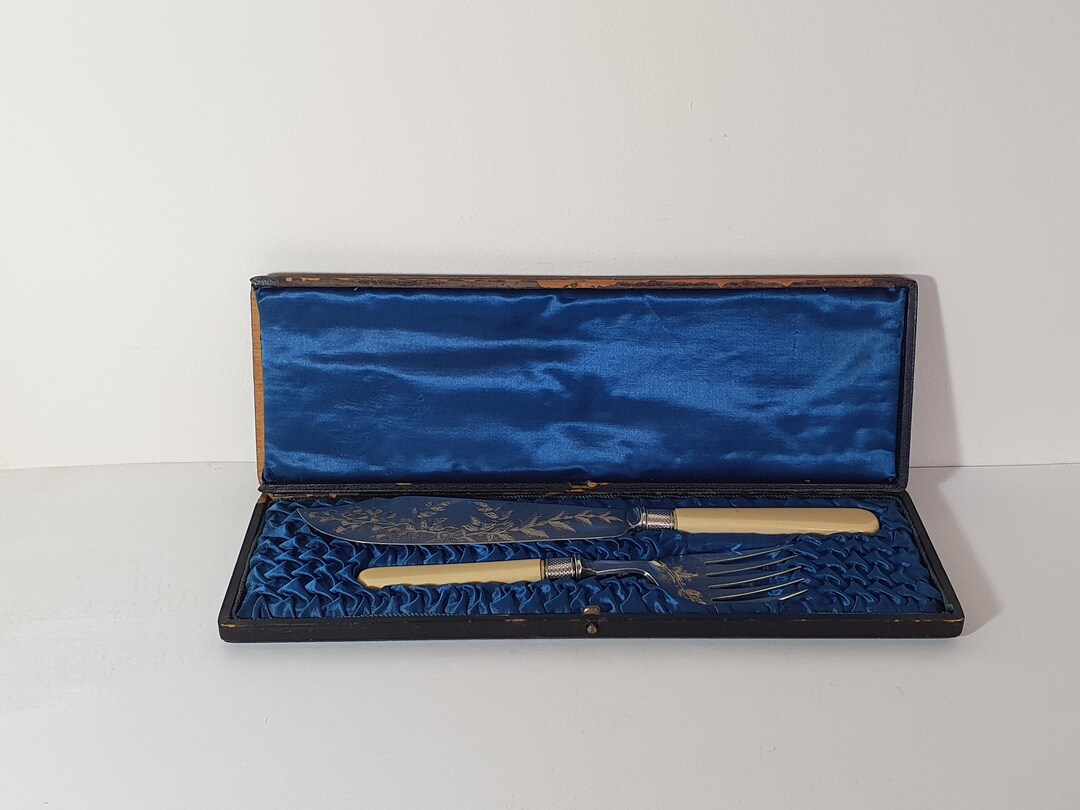 Set of Engraved Fish Servers in Silk Lined Box - Etsy