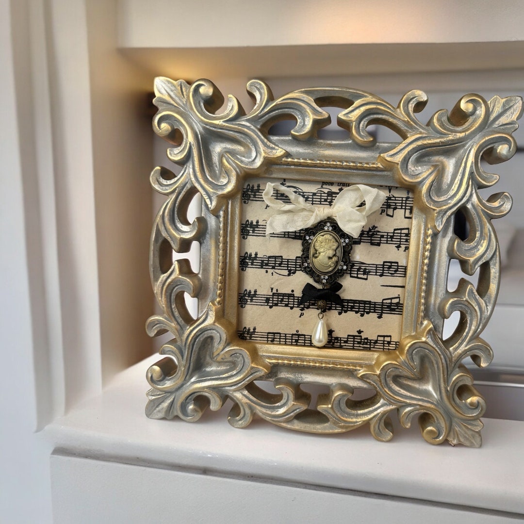Bridgerton Inspired Cameo in Soft Gold Baroque Frame - Etsy