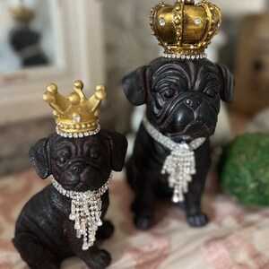 Royal Pug Duo - Etsy