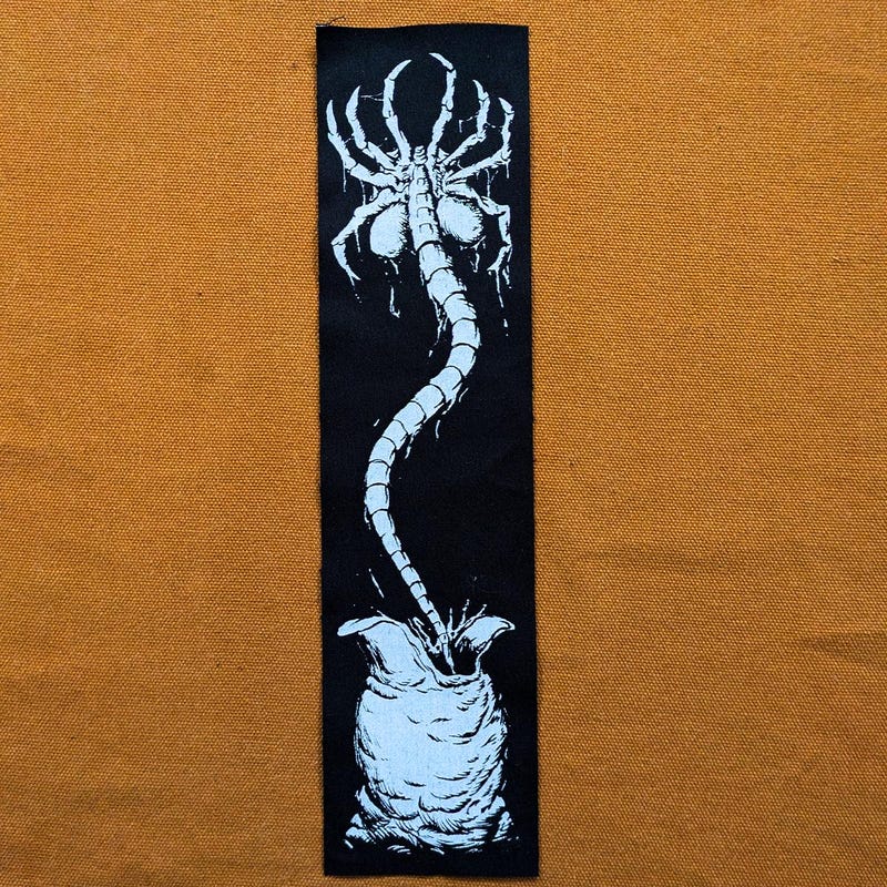 Alien Horror Back - Etsy