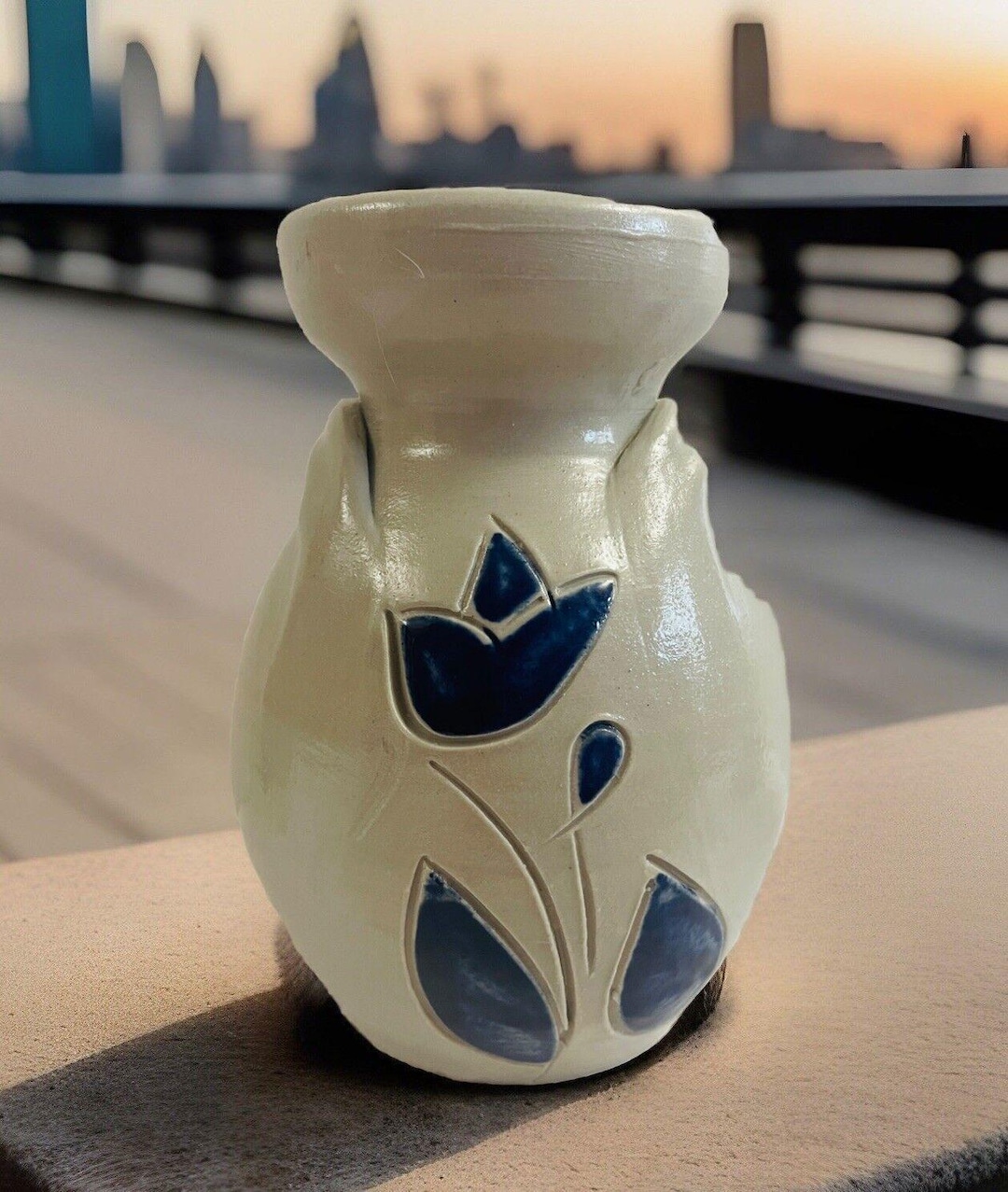 Vintage Colonial Williamsburg Pottery Vase Hand Painted Blue Cobalt ...