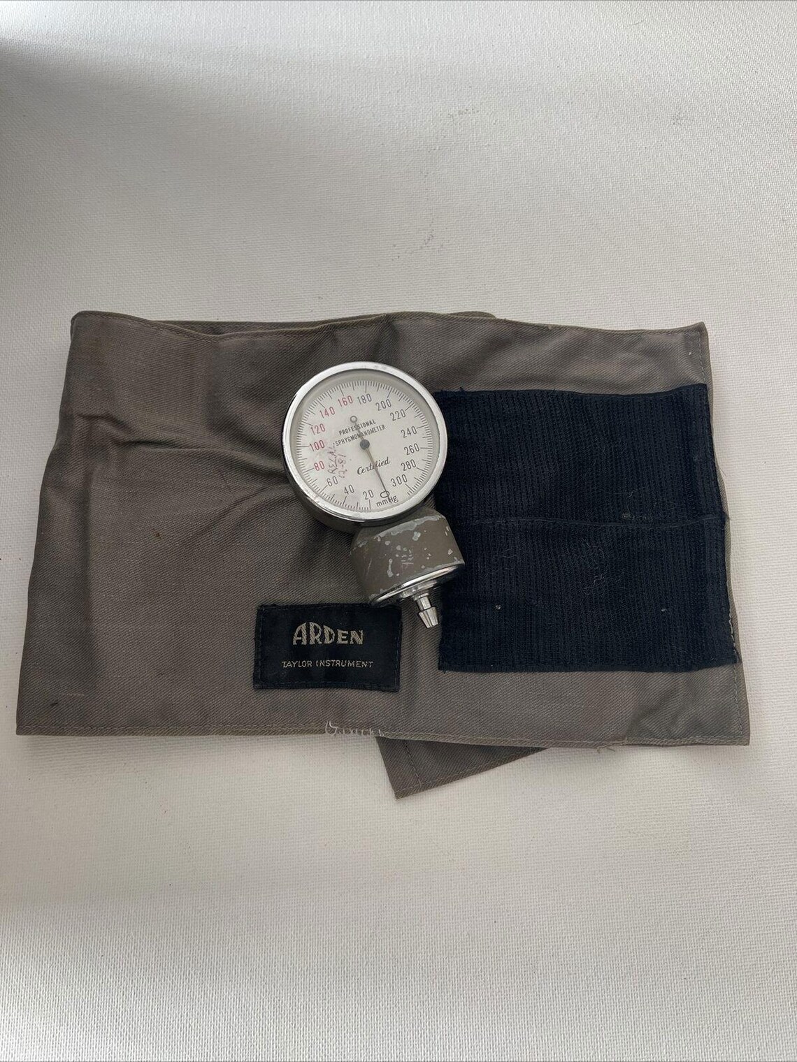 Vintage SPHYGMOMANOMETER Gauge Japan - Etsy