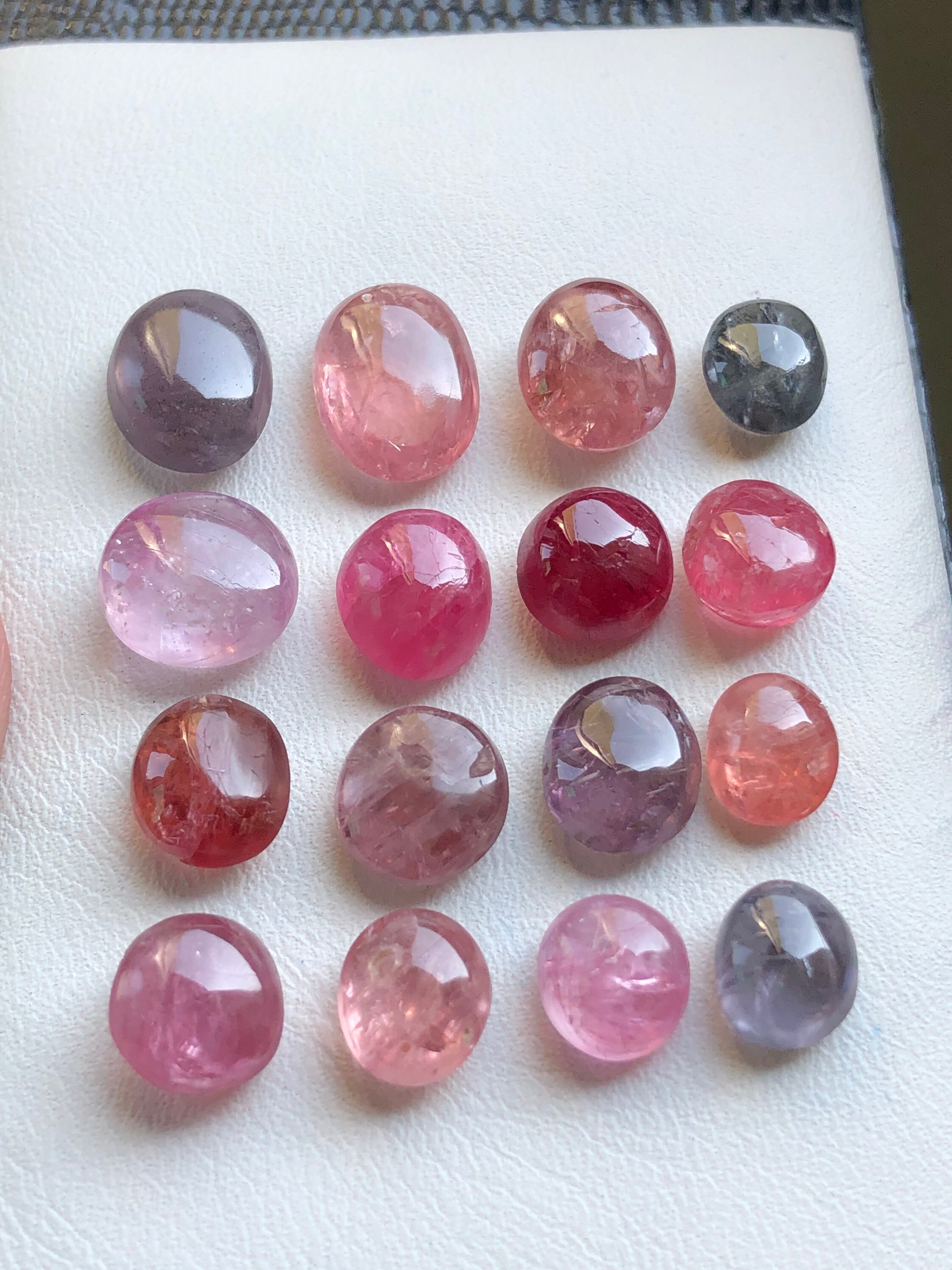 Spinels .55 Carats Lovely Spinels Cabochon ..dimensions: 8mm - Etsy