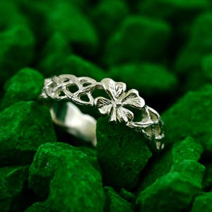 Sterling Silver Four-leaf Clover Ring, Lucky Shamrock Celtic Band ...