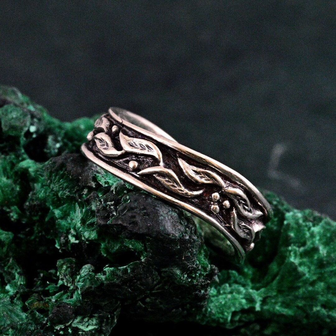 Vintage Style Silver Ring, Antique Floral Band, Unique Women's Jewelry ...