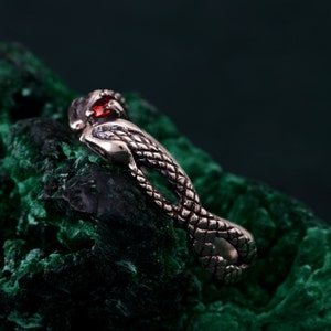 Emerald Snake Engagement Ring, Elven Fantasy Wedding Band, Emerald ...