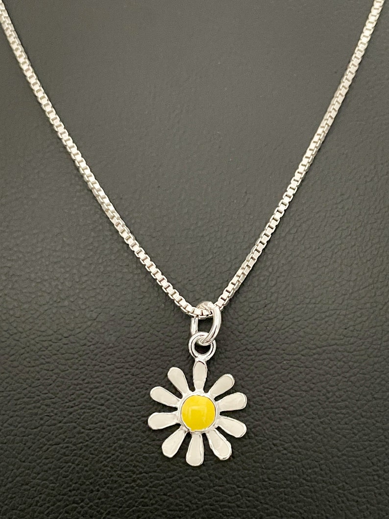 Dainty Daisy Necklace, Sterling Silver Daisy Pendant, Daisy Charm ...