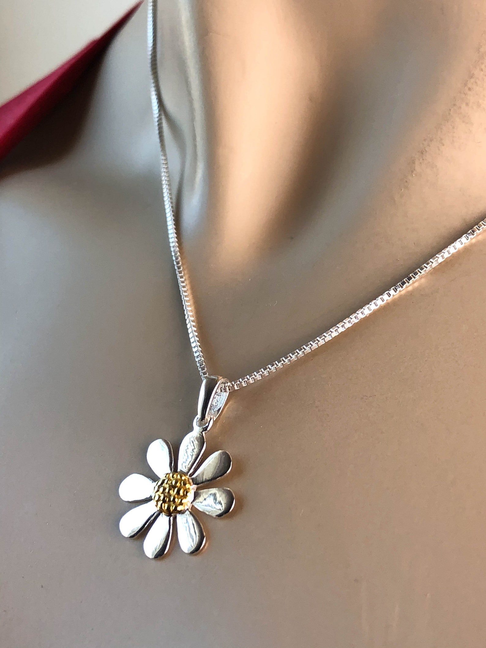 Dainty Daisy Necklace Sterling Silver Daisy Pendant Daisy | Etsy