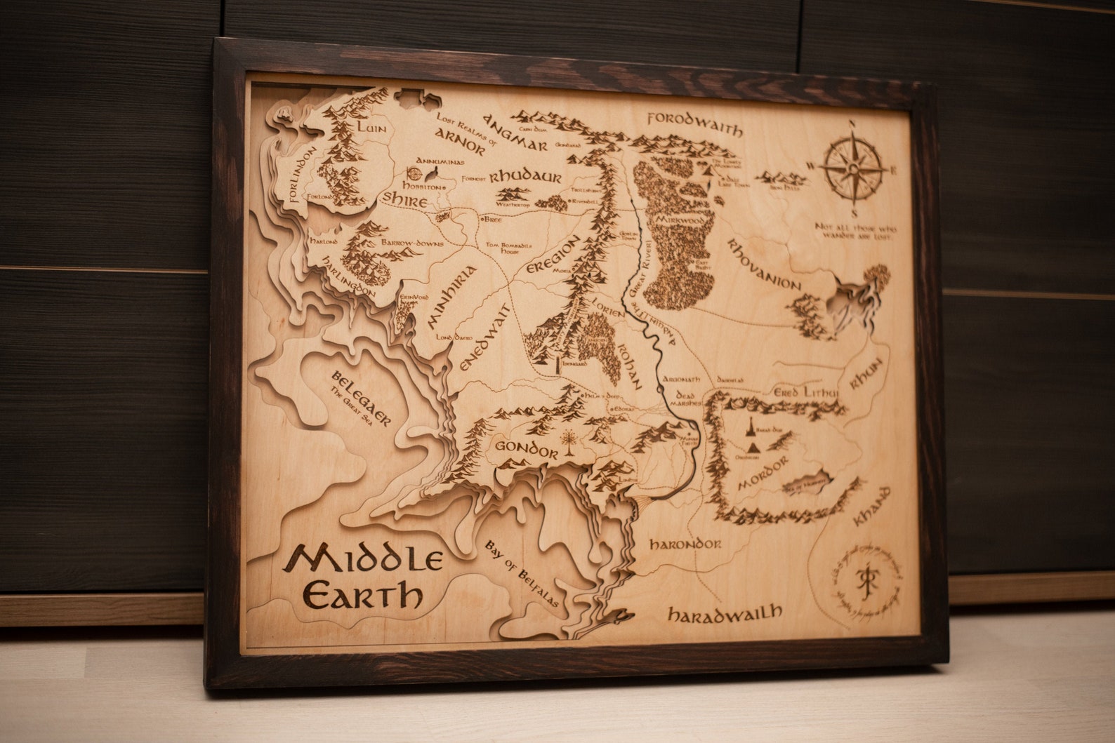Middle earth map framed - seriesWas