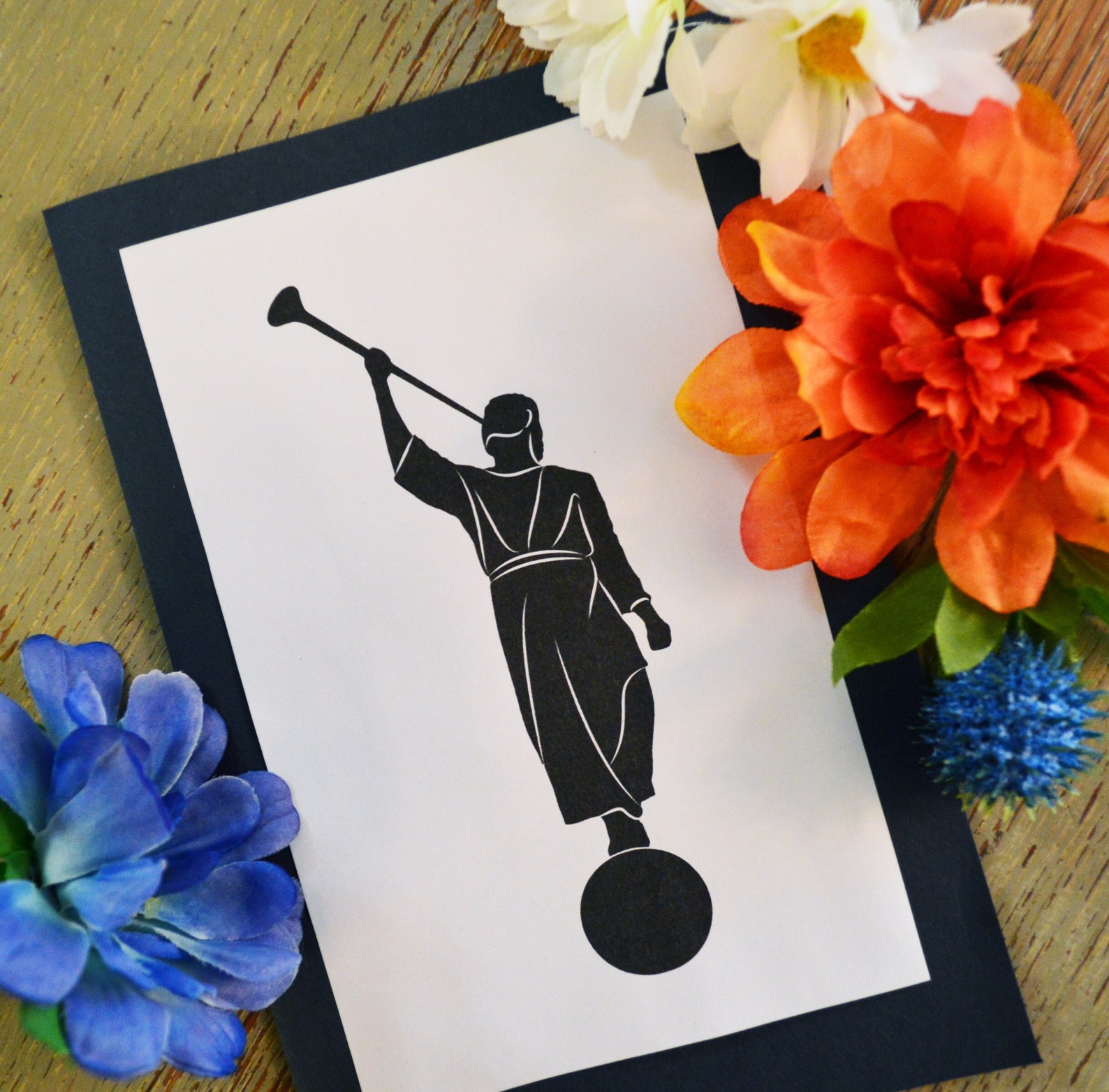 Angel Moroni LDS Temple Statue Silhouette Black and White SVG PNG ...