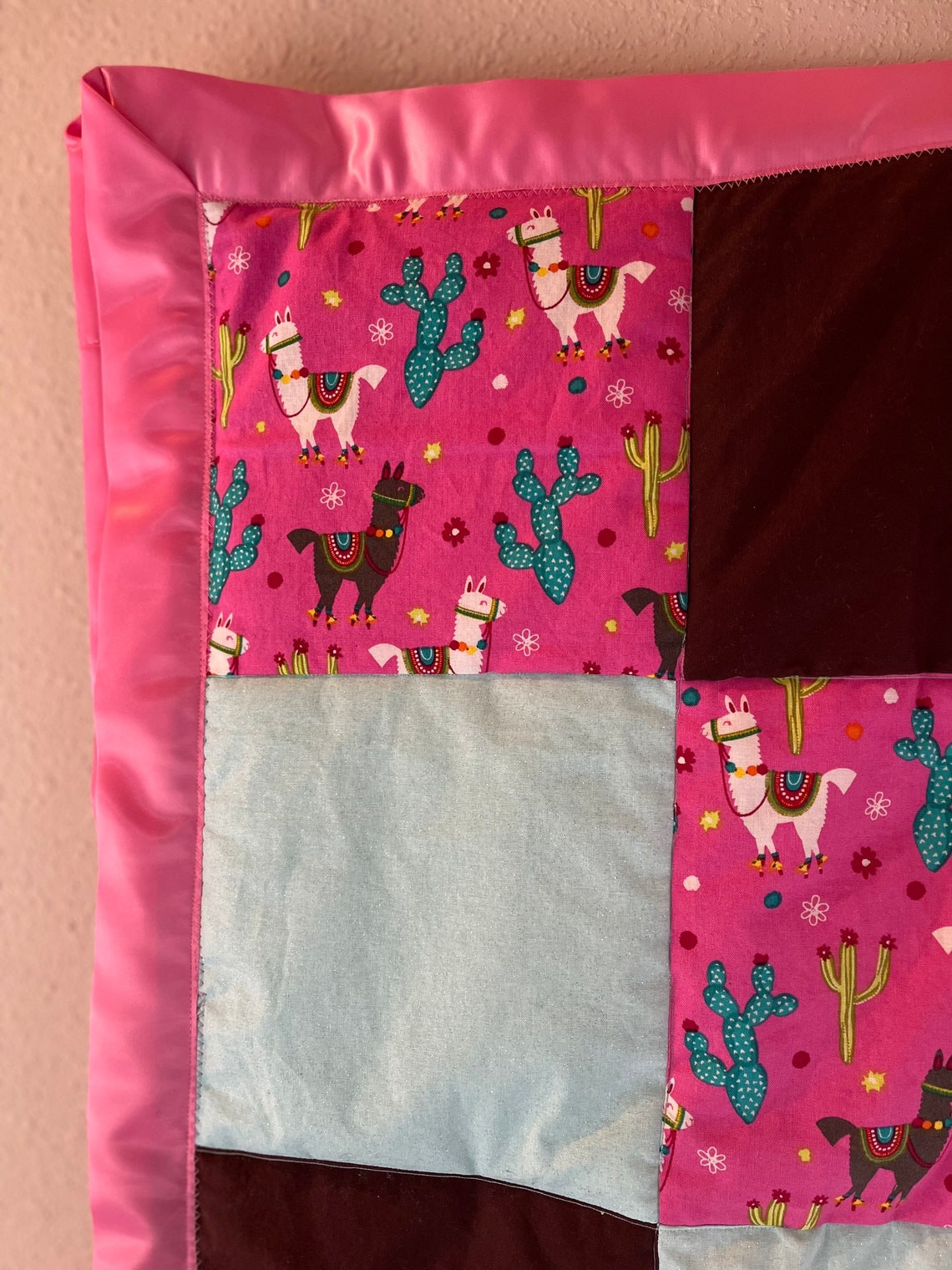 Happy Llama Quilt - Etsy