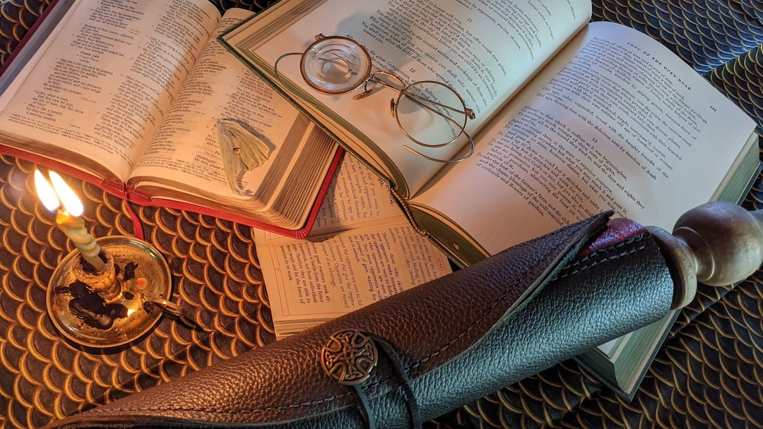 Bibliomancy - Divination and Spiritual Insight From a Book of Your ...