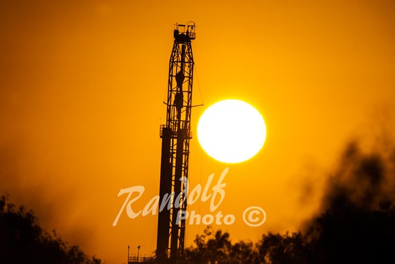 Texas Eagle Ford Shale Oil Field Rig | Etsy