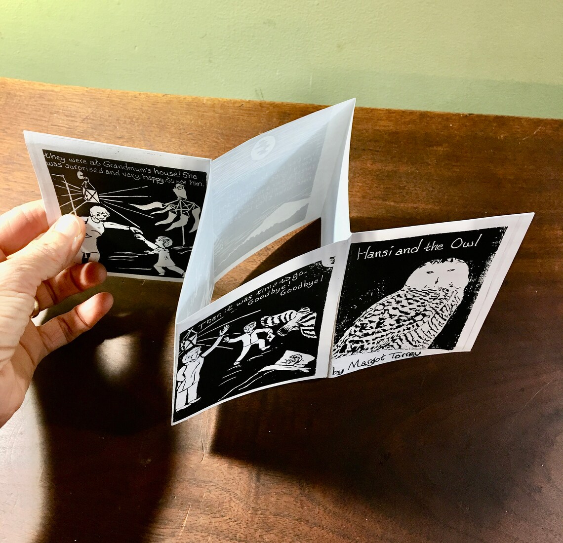 Children's Folded Art-book "hansi and the Owl" by Margot Torrey - Etsy