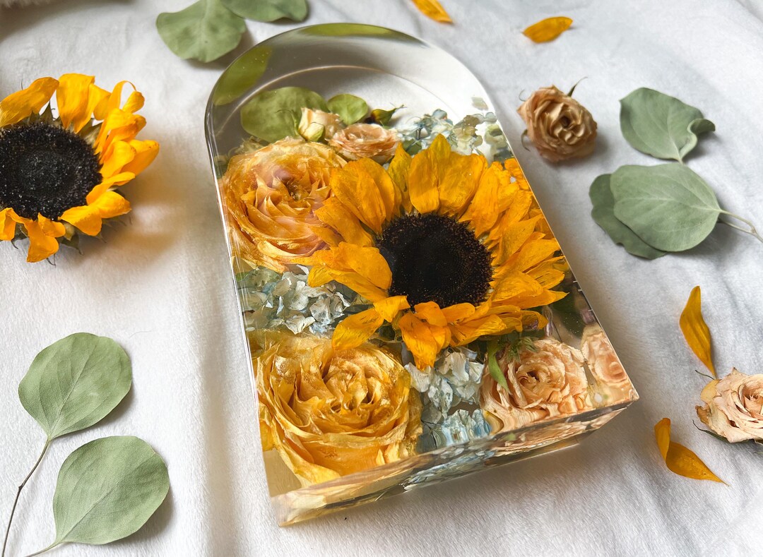 Custom 7” Arch Bouquet - Etsy