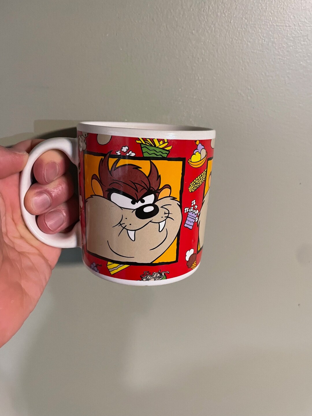Vintage Tasmanian Devil Looney Tunes Cartoon Mug - Etsy