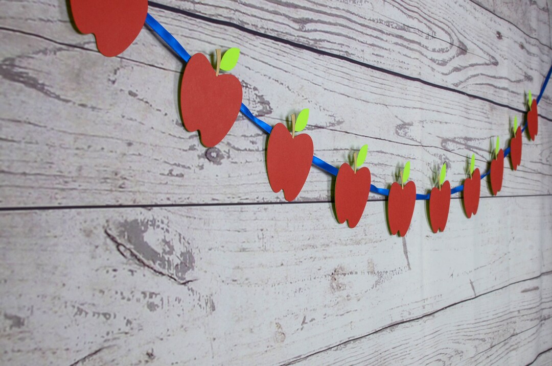 Snow White Garland, Snow White Party, Snow White Birthday Garland ...