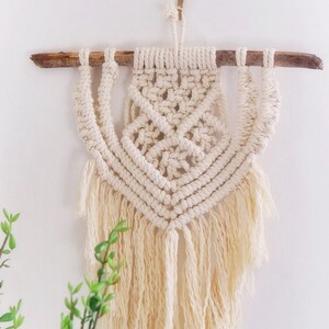 Small Macrame Wall Hanging - Etsy