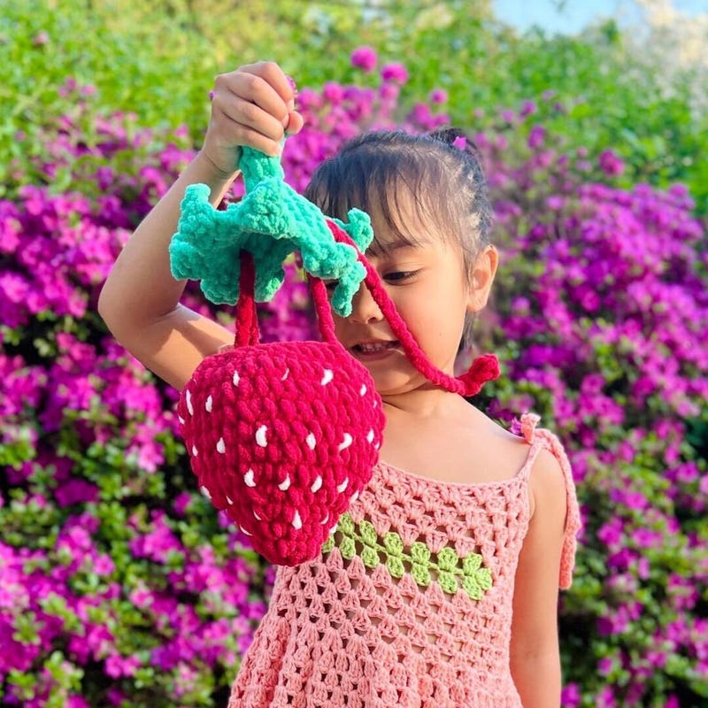 Strawberry Knitted Tote - Etsy
