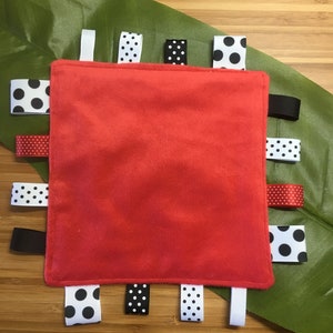 Black and White Crinkle Sensory Toy / Taggy Toy - Etsy