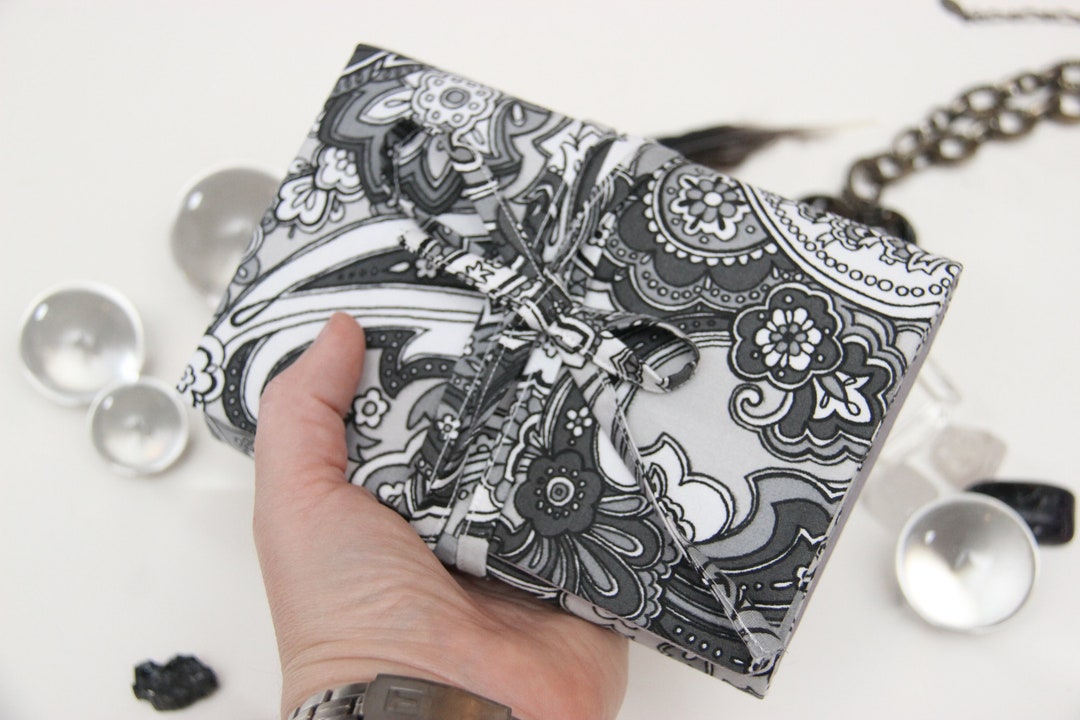 Graphit Gray Floral Tarot Bag , Tarot Deck Pouch , Oracle Purse , Blue ...