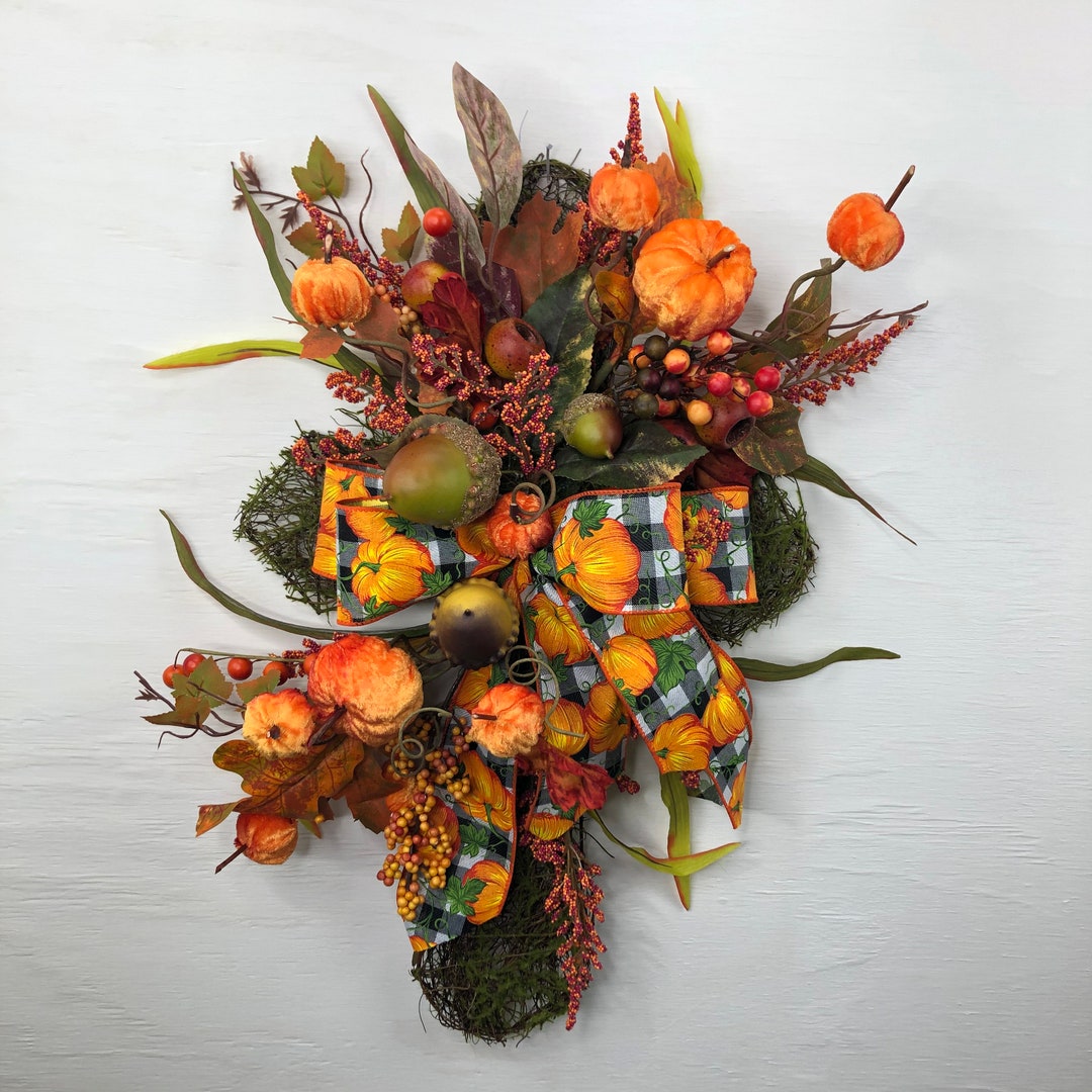 Moss and Grapevine Cross With Fall Acorn, Berries and Leaf Stems Wall ...