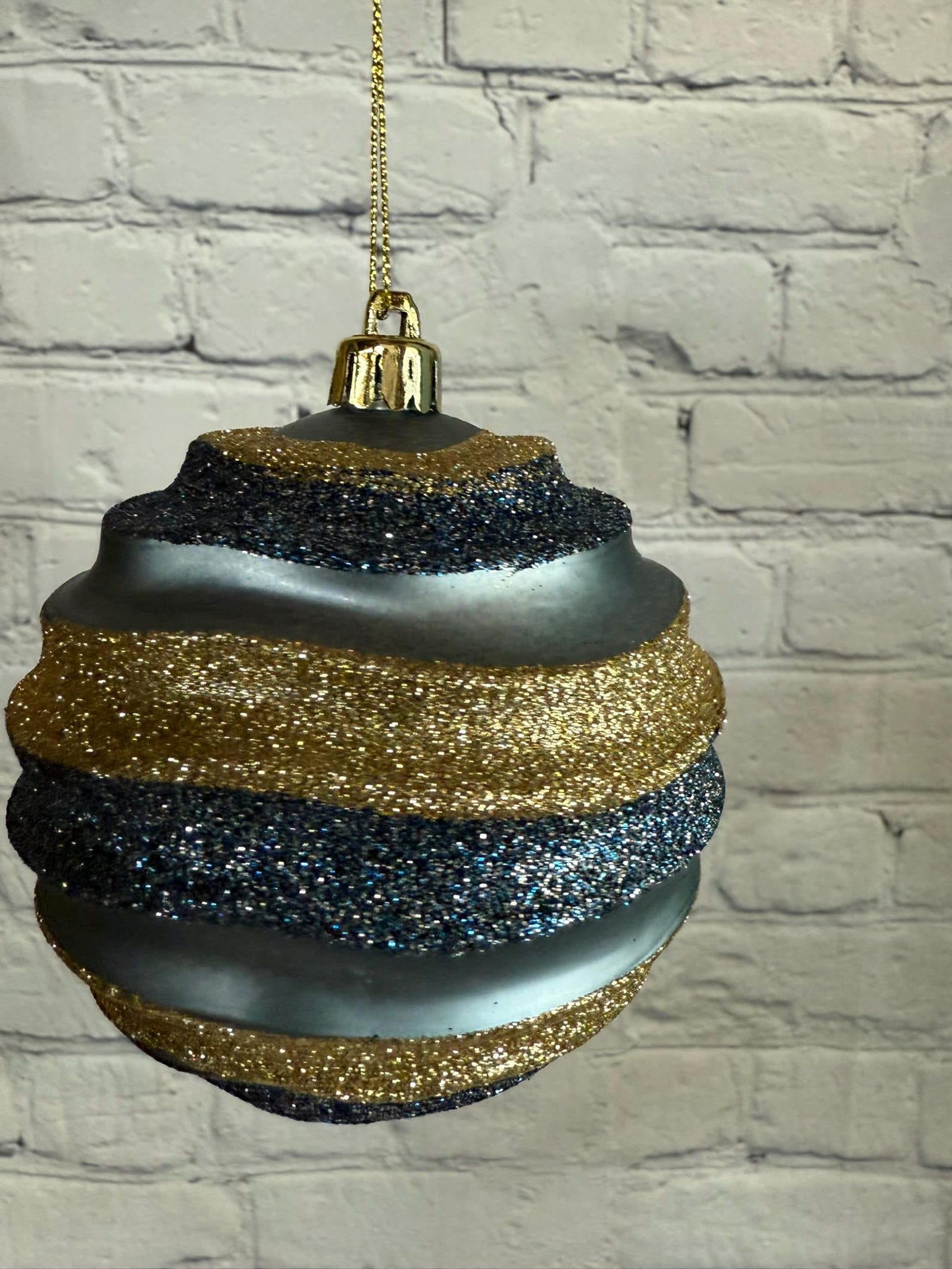 Ornament, Ice Blue, Smoke Blue, Gold Vertical Groove Ball W/ Glitter, 4 ...