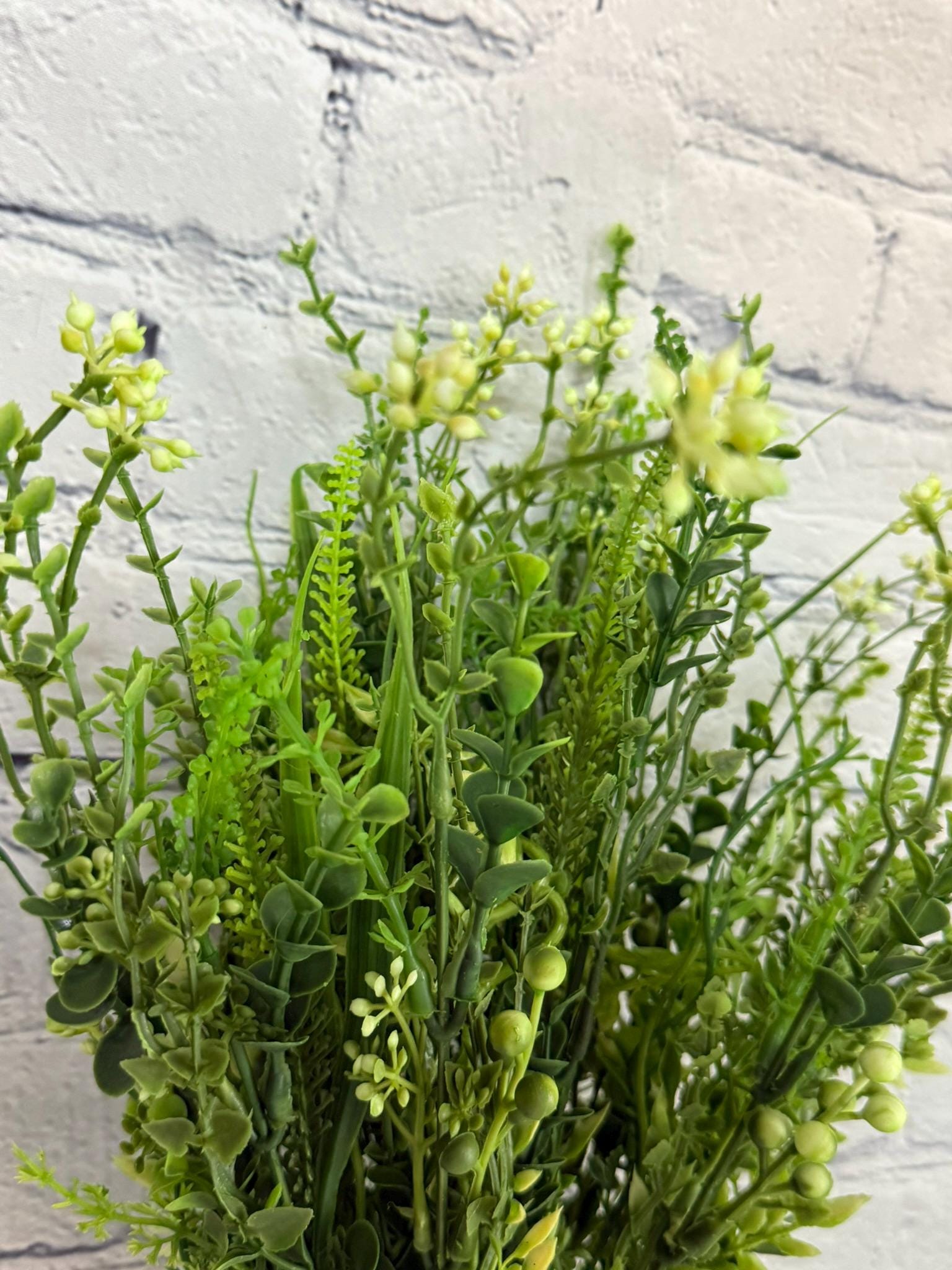 Mixed Greenery Bush – 18" Tall With 12 Stems – Perfect for Vases ...