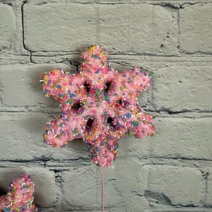 Pink Snowflake Cookie W/ Sprinkles Spray, 30" H X 3 Snowflakes, Perfect ...