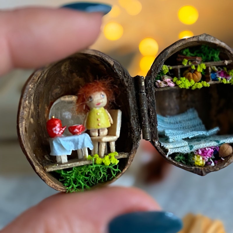 Walnut Shell Diorama - Etsy