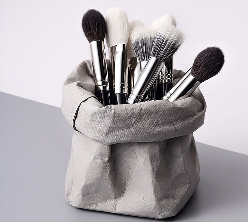 Washable Kraft Paper Makeup Bag,cosmetics Bag,men's and Women's Bag ...