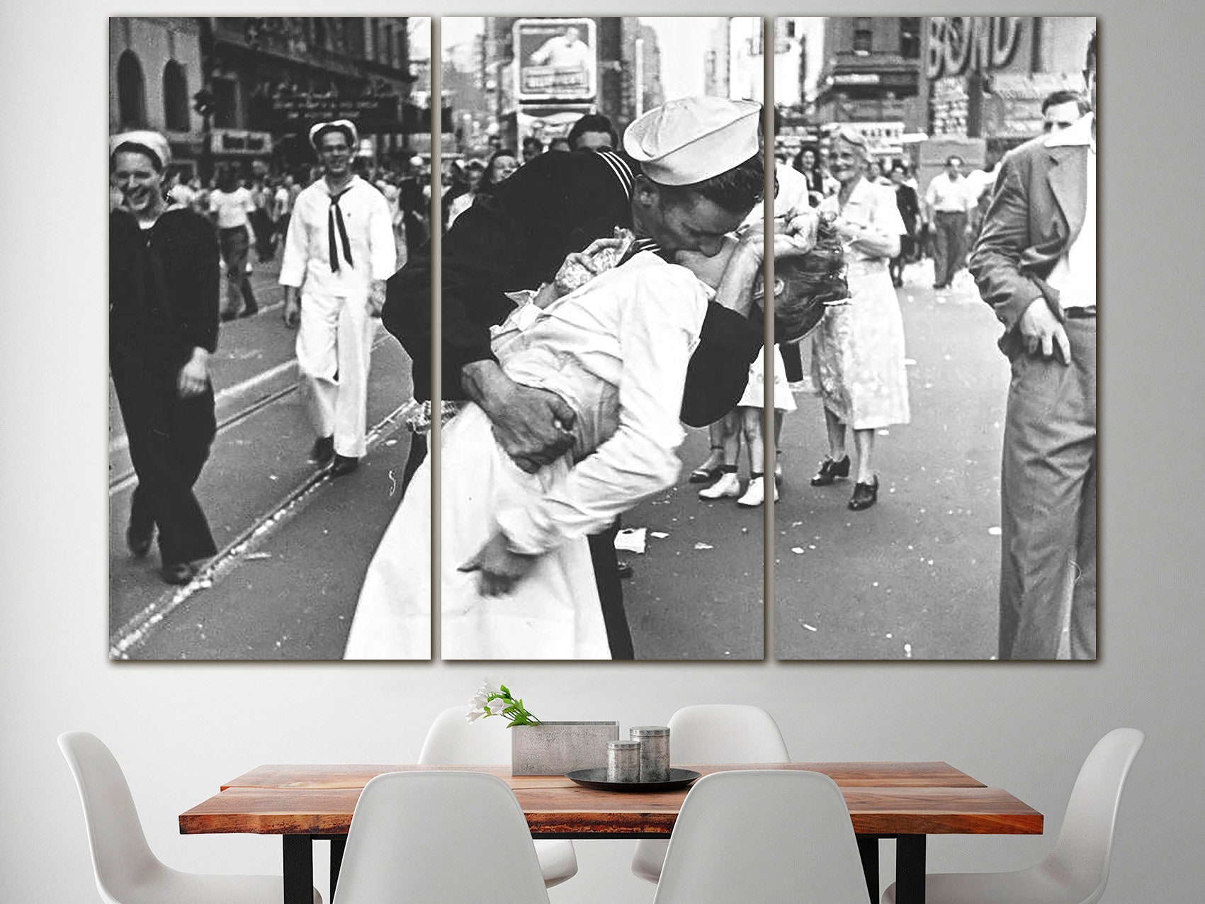 V-day Times Square Canvas Kiss in Times Square Decor - Etsy