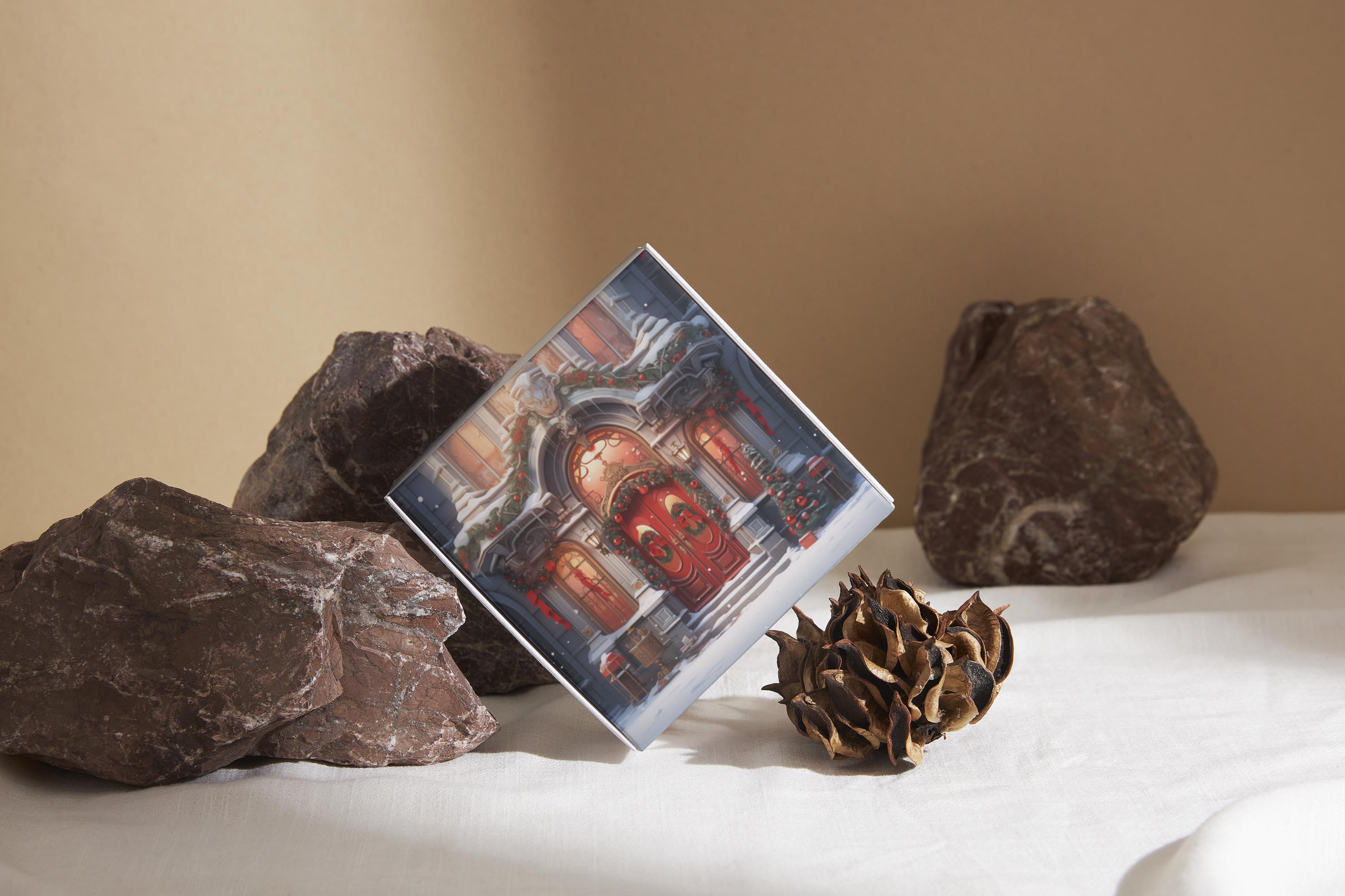 Snowy Christmas Storefront, Vintage Shop Window Display, Junk Journal ...