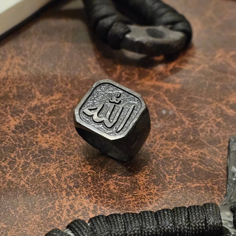 Allah in Arabic Signet Ring in Forged Carbon Fiber - Etsy