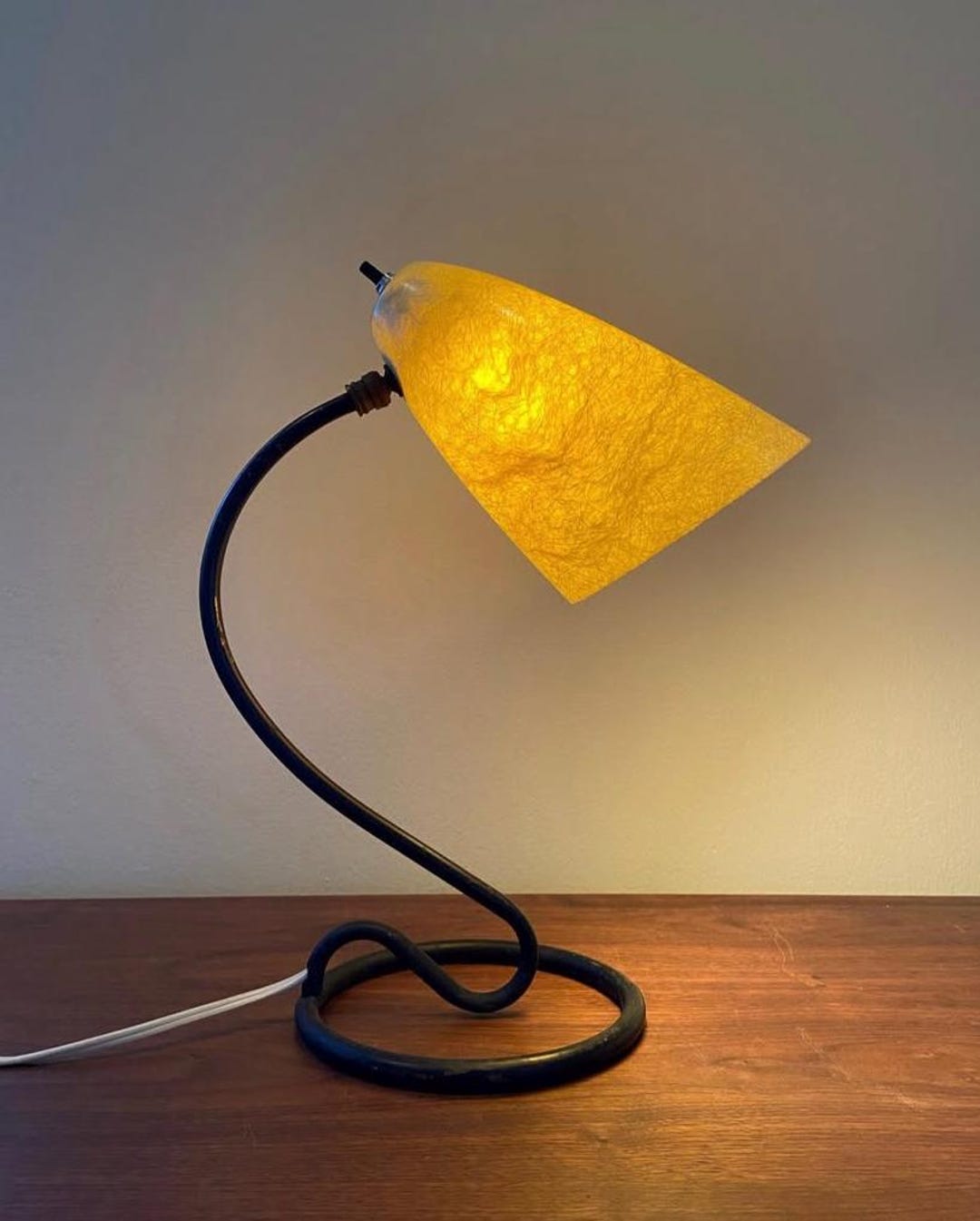 KURT VERSEN Modernist Table Lamp With Fiberglass Bullet Shade. Eames ...