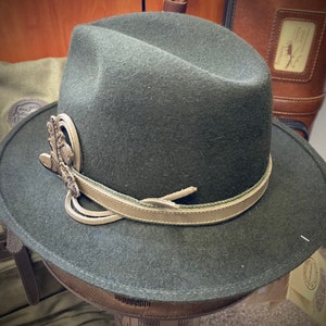 Felt Hunting Hat in Green Color. Men's Cap. Hunting Festival Hat ...