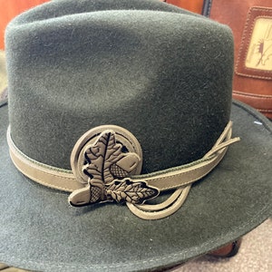 Felt Hunting Hat in Green Color. Men's Cap. Hunting Festival Hat ...