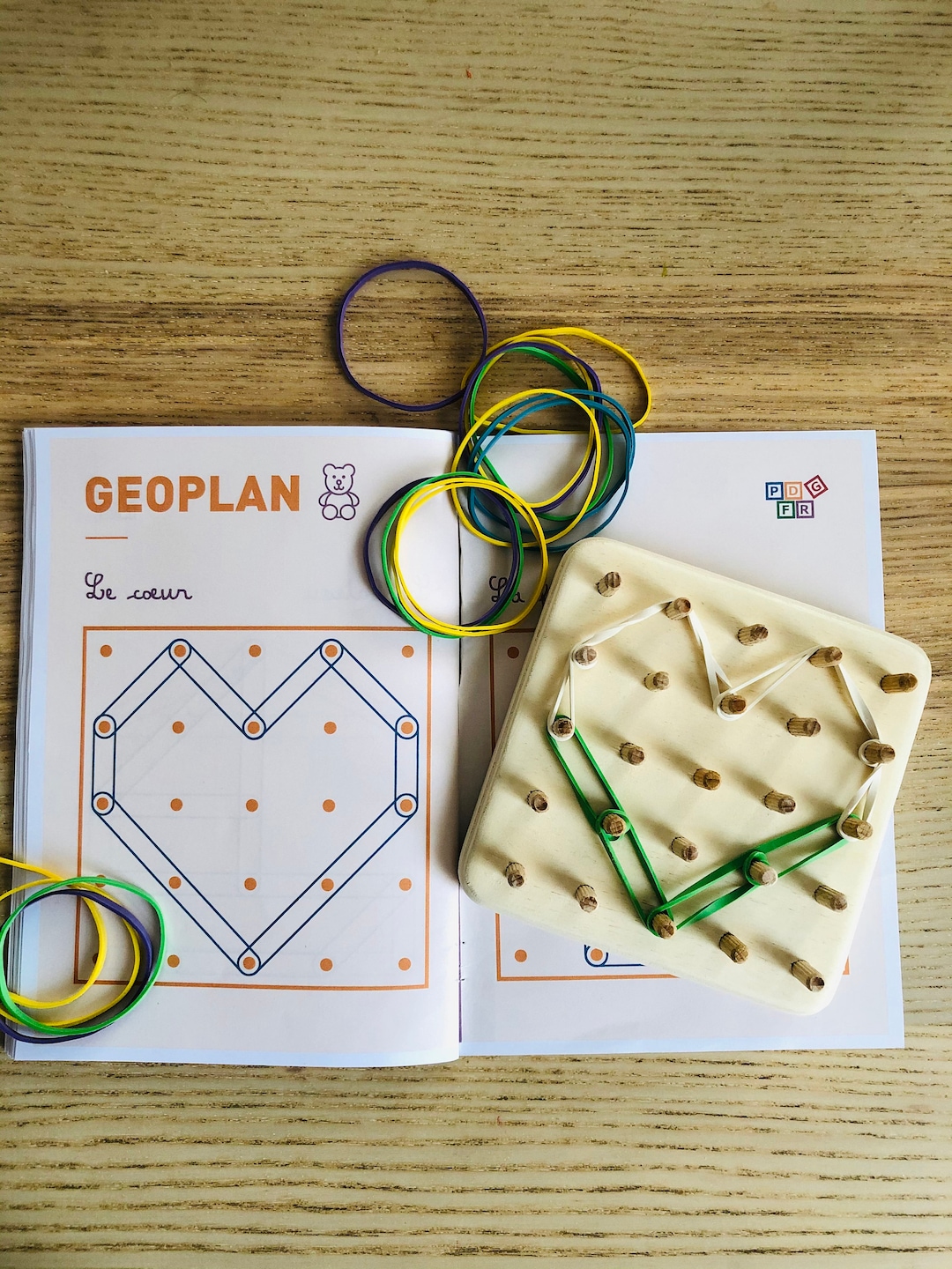 Géoplan Montessori en bois naturel fait main. Geoboard. - Etsy France