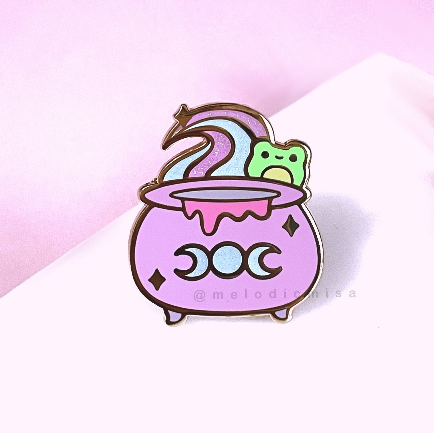 Cute Frog Enamel Pin Witch Pins Cauldron Pins Halloween - Etsy