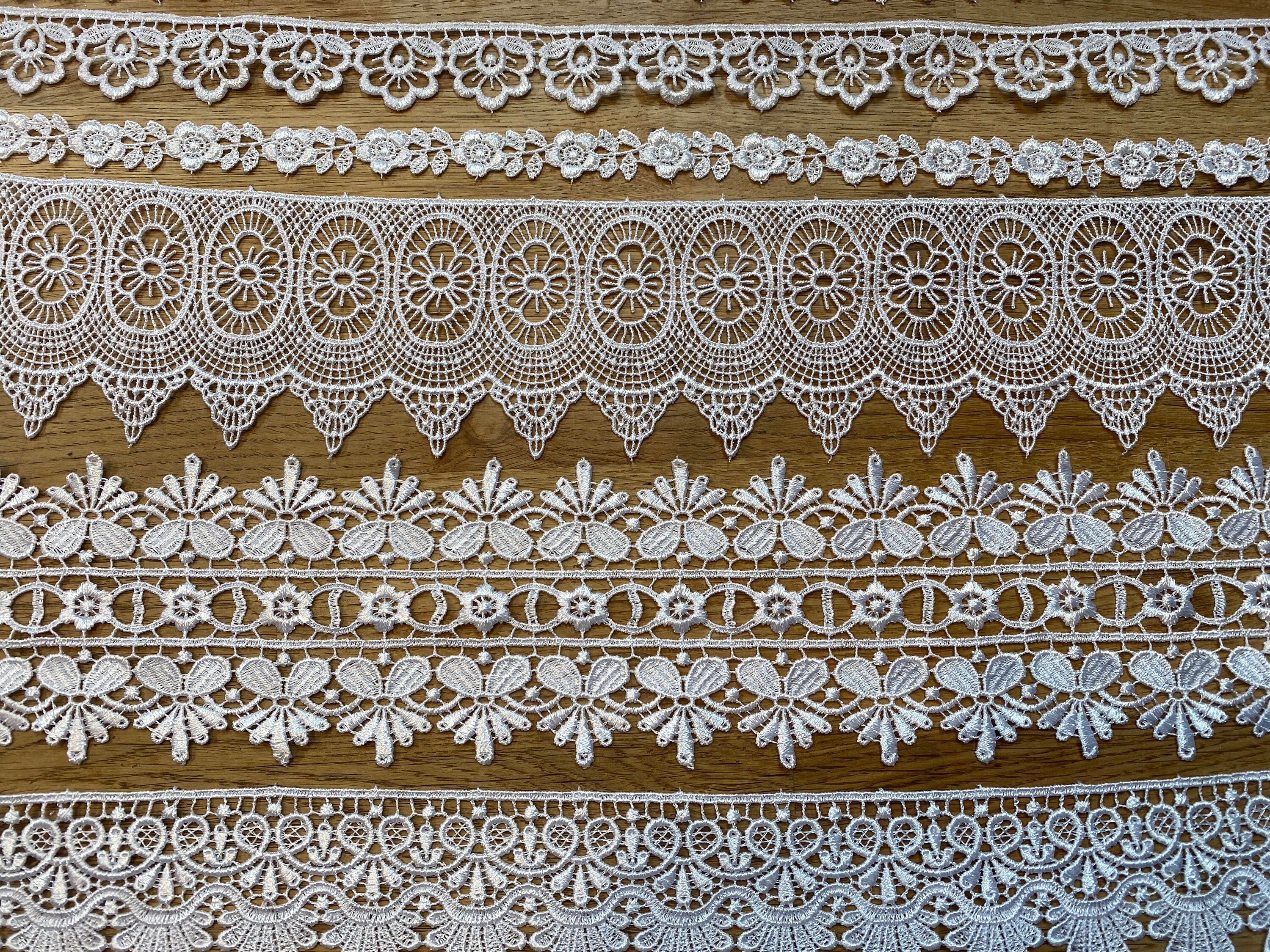 Beautiful Selection White Guipure Lace Trimming. Choice of Designs in ...