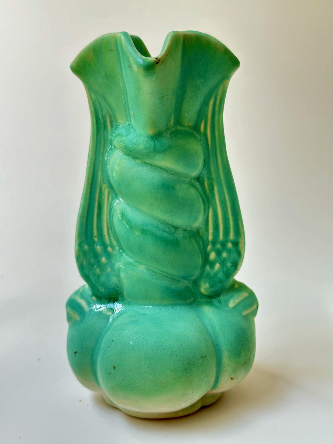 Niloak Art Pottery Vase 1940's Matte Green Winged Victory Twist - Etsy
