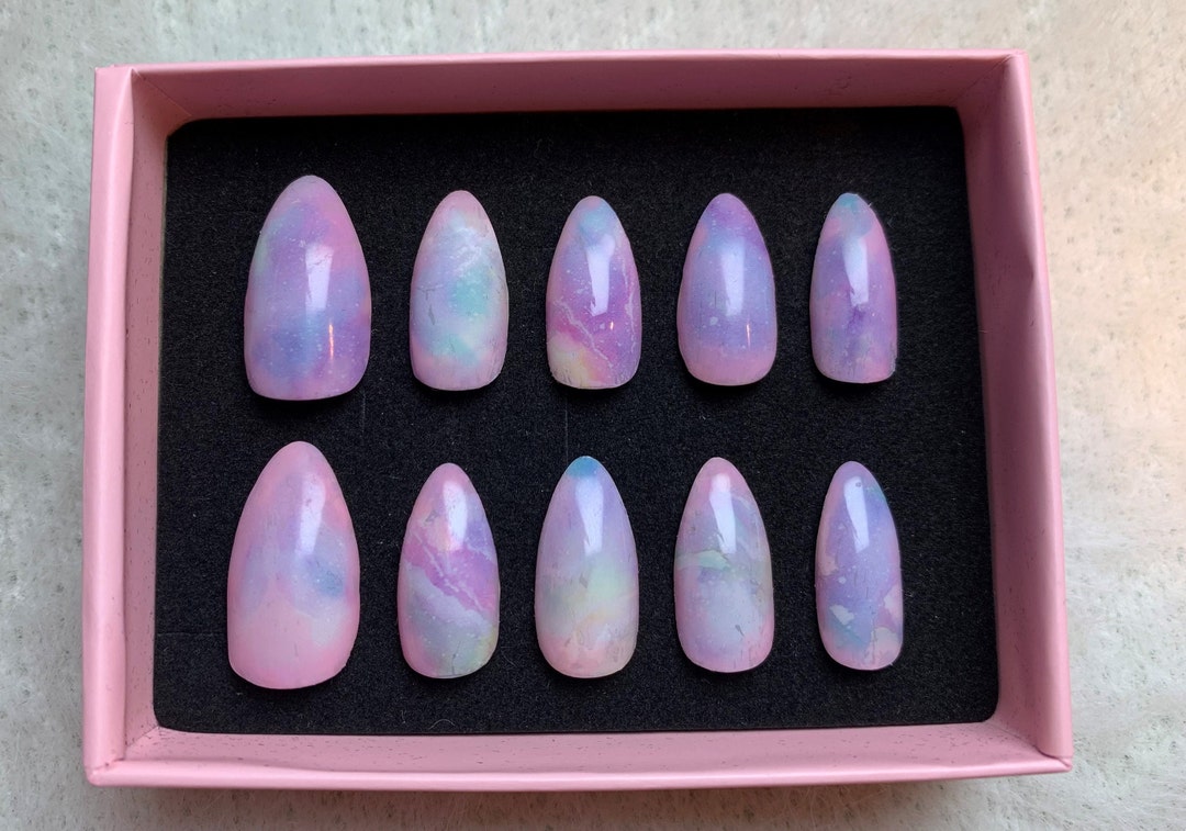 Daydreamer Pastel Press on Fake Nails Handmade - Etsy