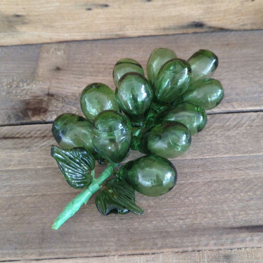 Vintage 1950s Mid Century Blown Twelve Green Glass Grape Cluster With ...