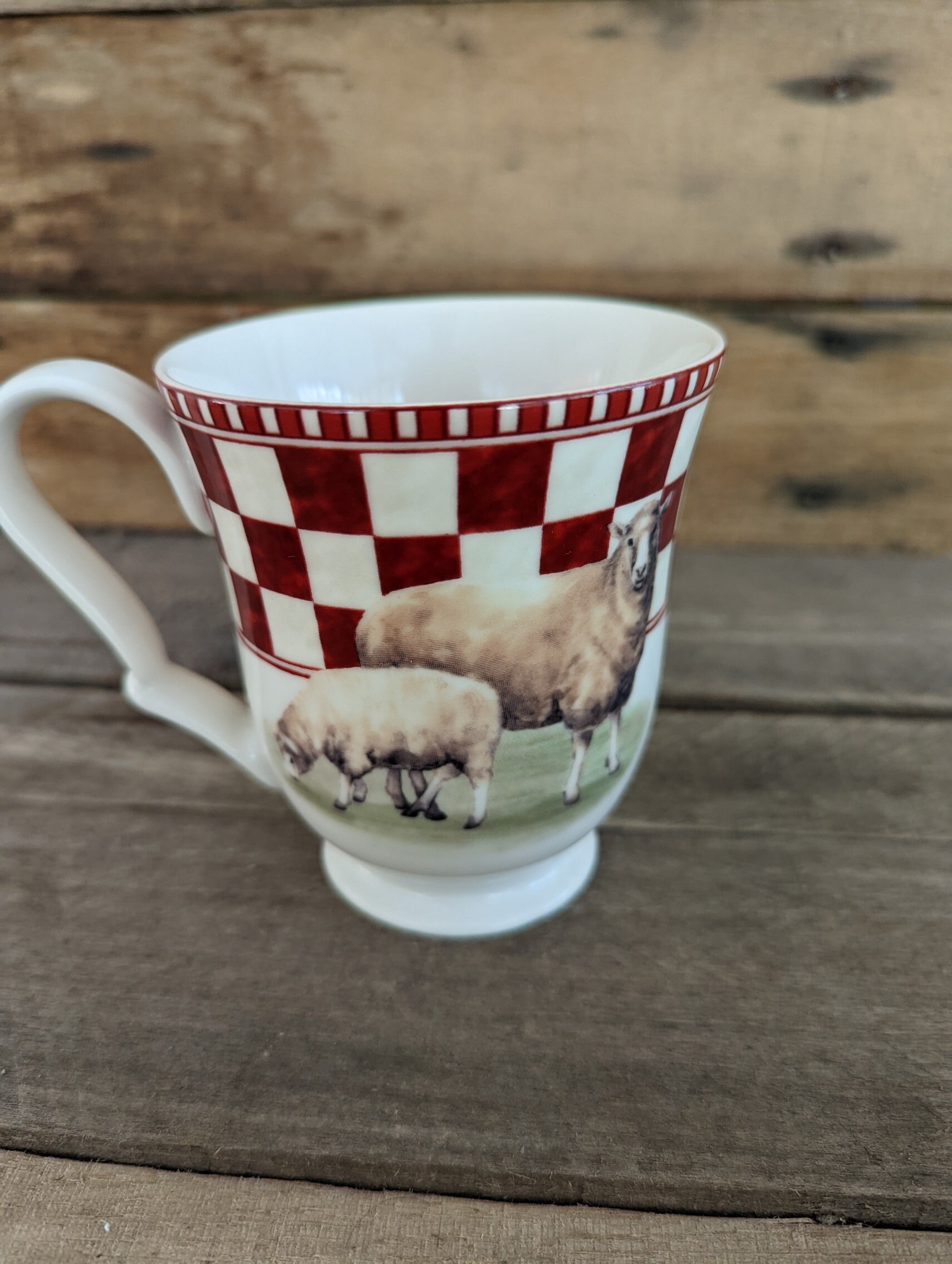 Barnyard by Noble Excellence / Set of Four Ceramic Mugs / - Etsy