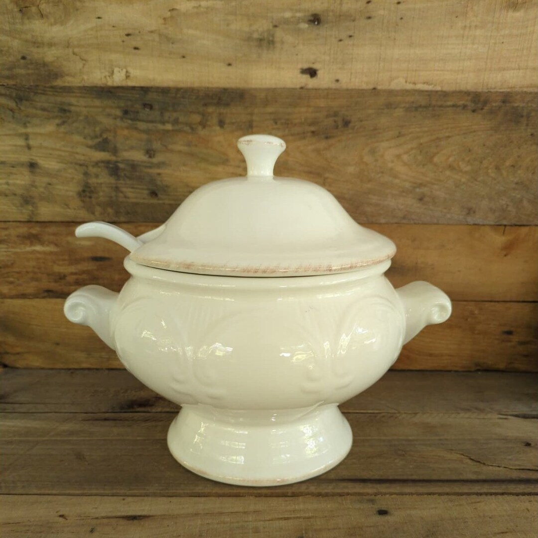 Vintage 2002 Ceramic Tureen and Lid With Ladle Le Grand Buffet by ...