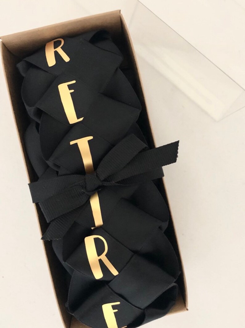 I'm Retired Ribbon Lei, Retirement Sash - Etsy