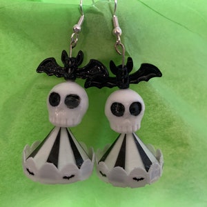 Beetlejuice Inspired Earrings, Carousel Skull Bat Earrings! - Etsy