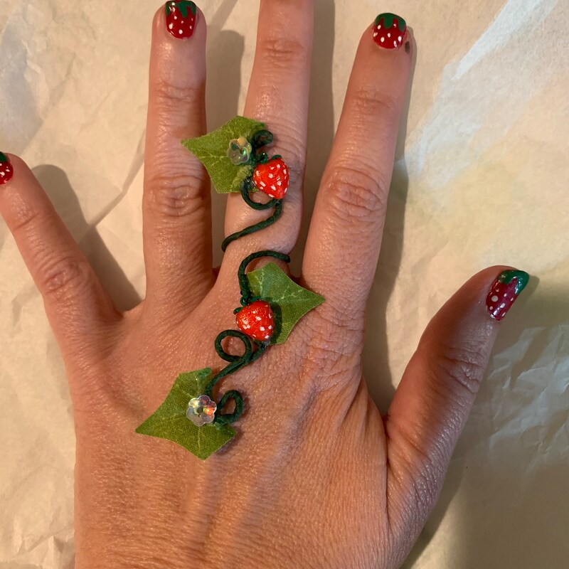 Strawberry Ring - Etsy