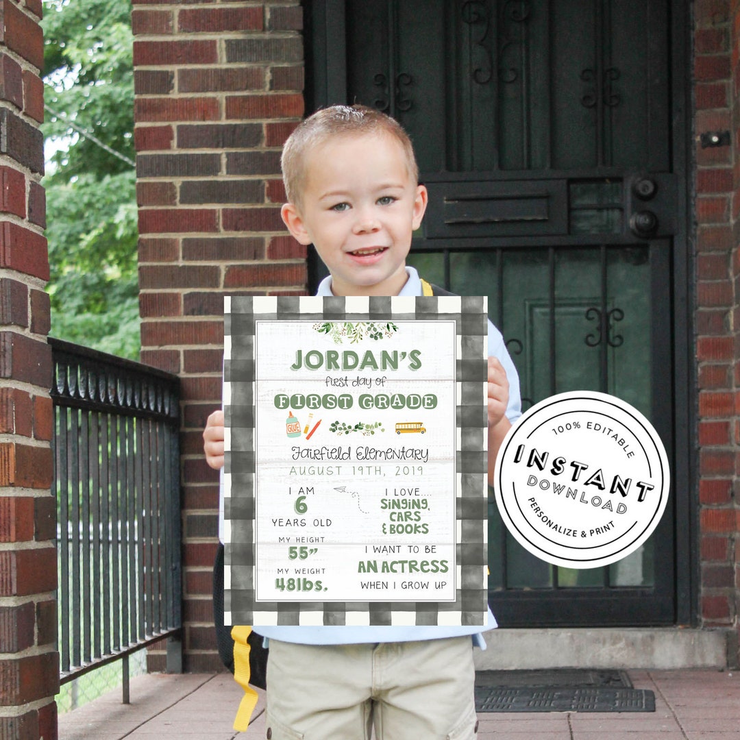 Farmhouse First Day of School Sign Printable | Download First Day ...