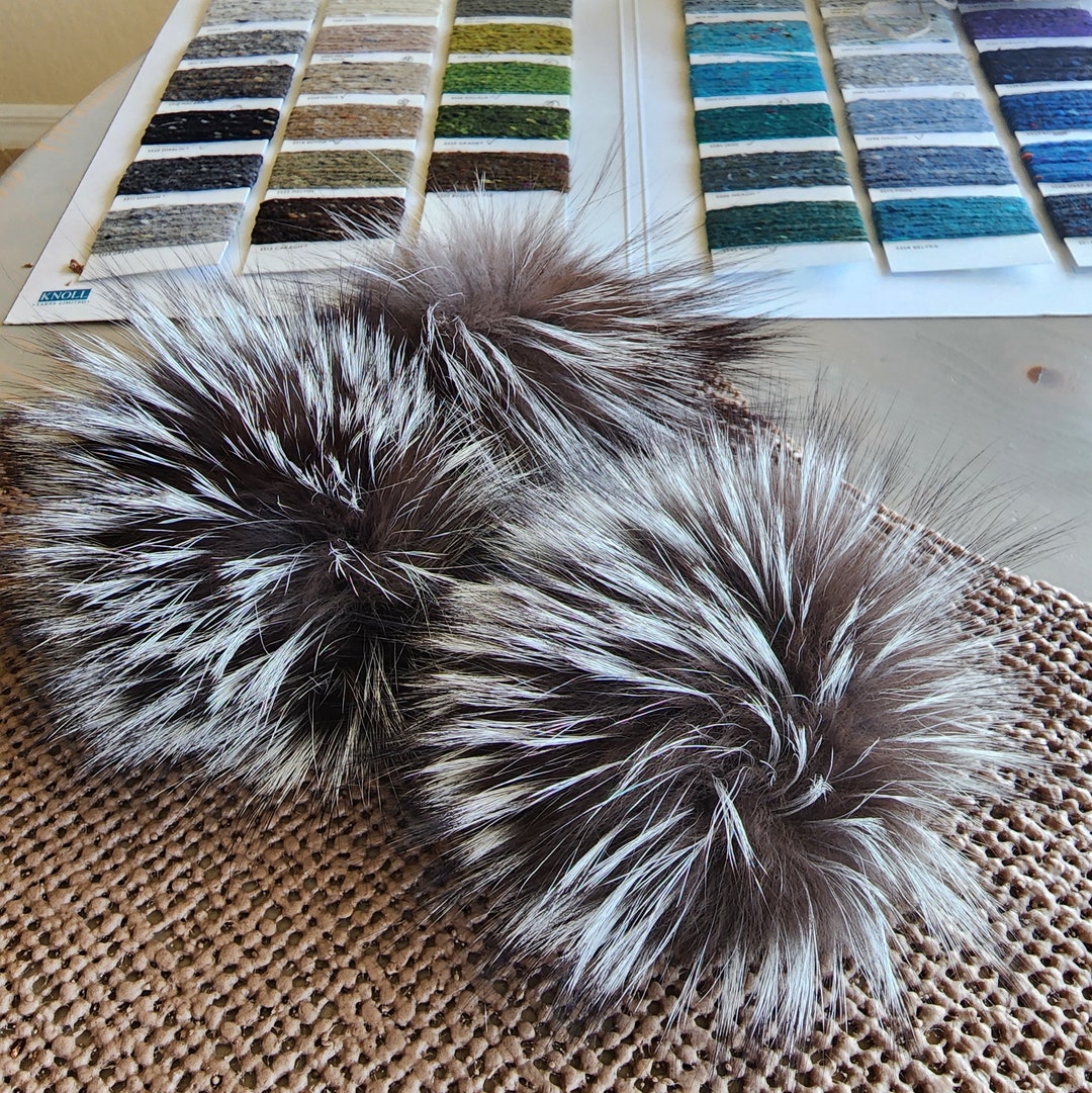 Real Fur Pom Pom With Snap for Winter Knitted Hats, MEDIUM Size 5 ...